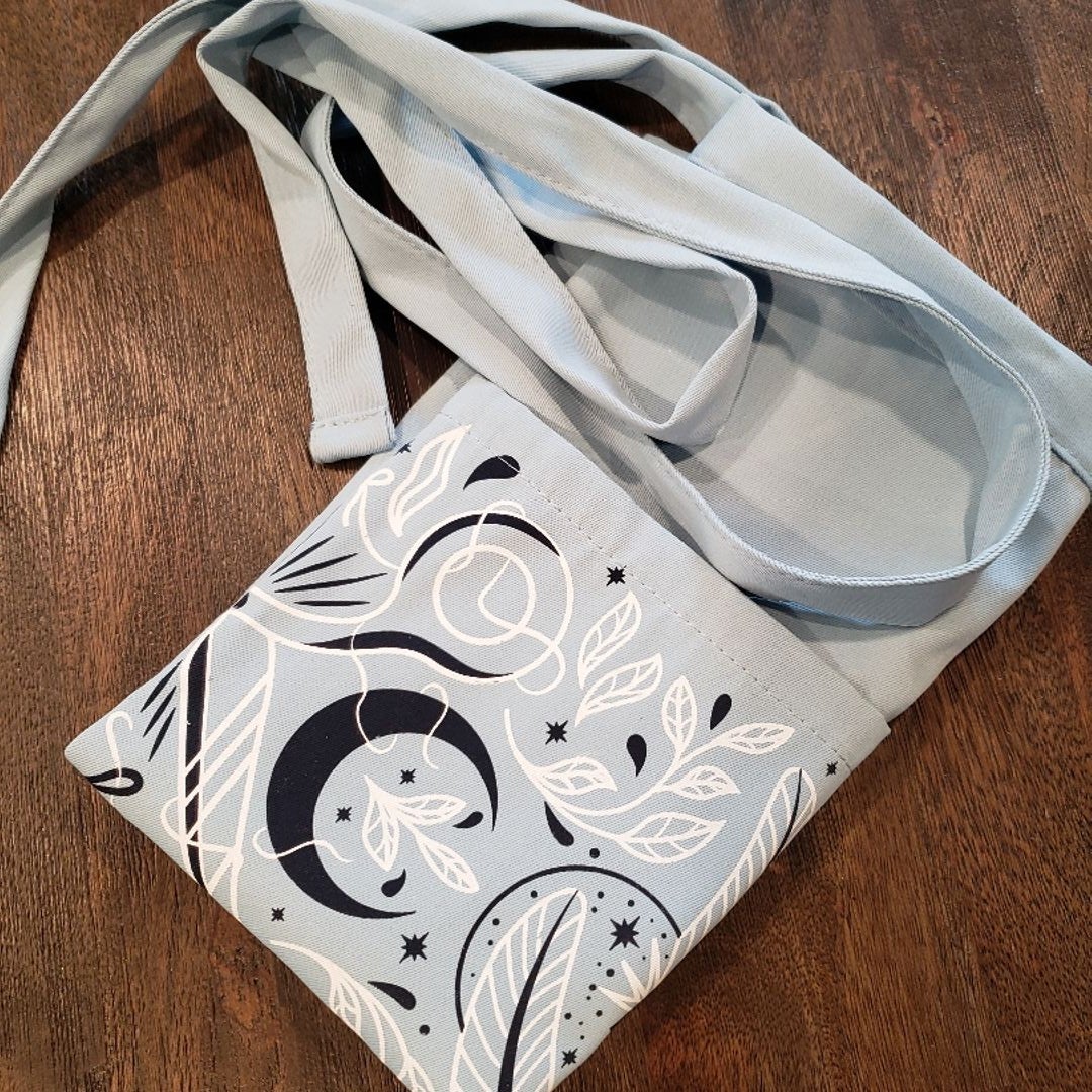 Fairyloot: Half a Soul Apron by Fairyloot, Paperback | Pangobooks