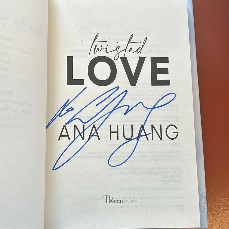 Twisted Love *signed* hardcover by Ana huang, Hardcover | Pangobooks