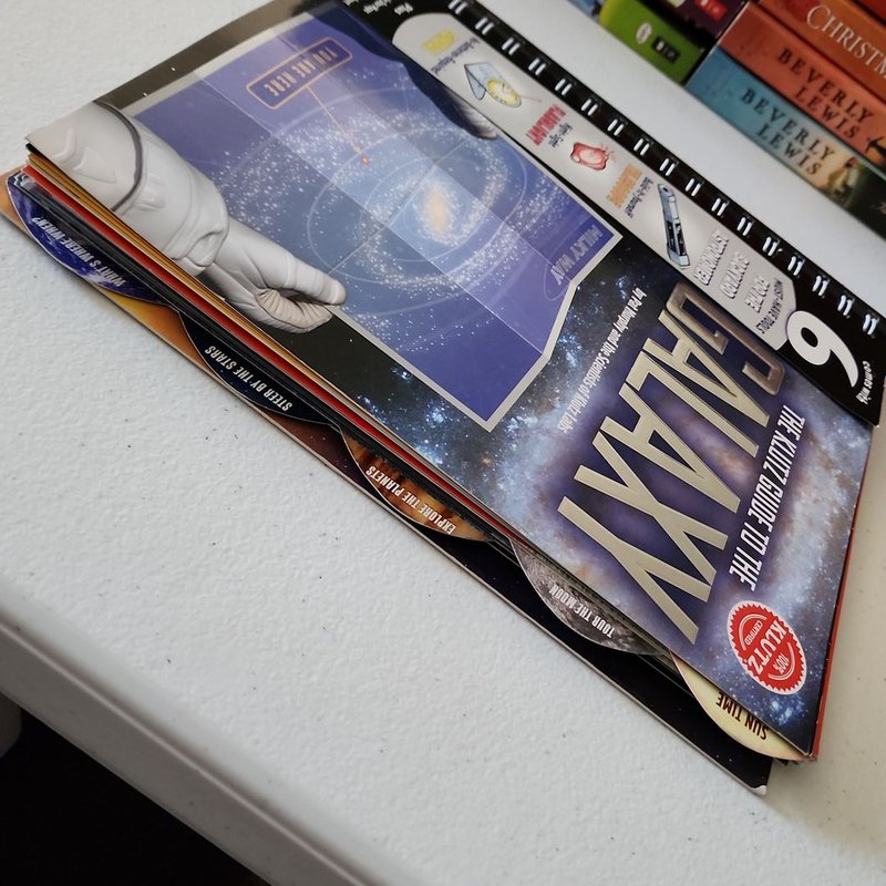 Guide to the Galaxy by Pat Murphy, Paperback | Pangobooks