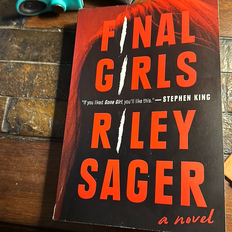 Final Girls by Riley Sager, Paperback | Pangobooks