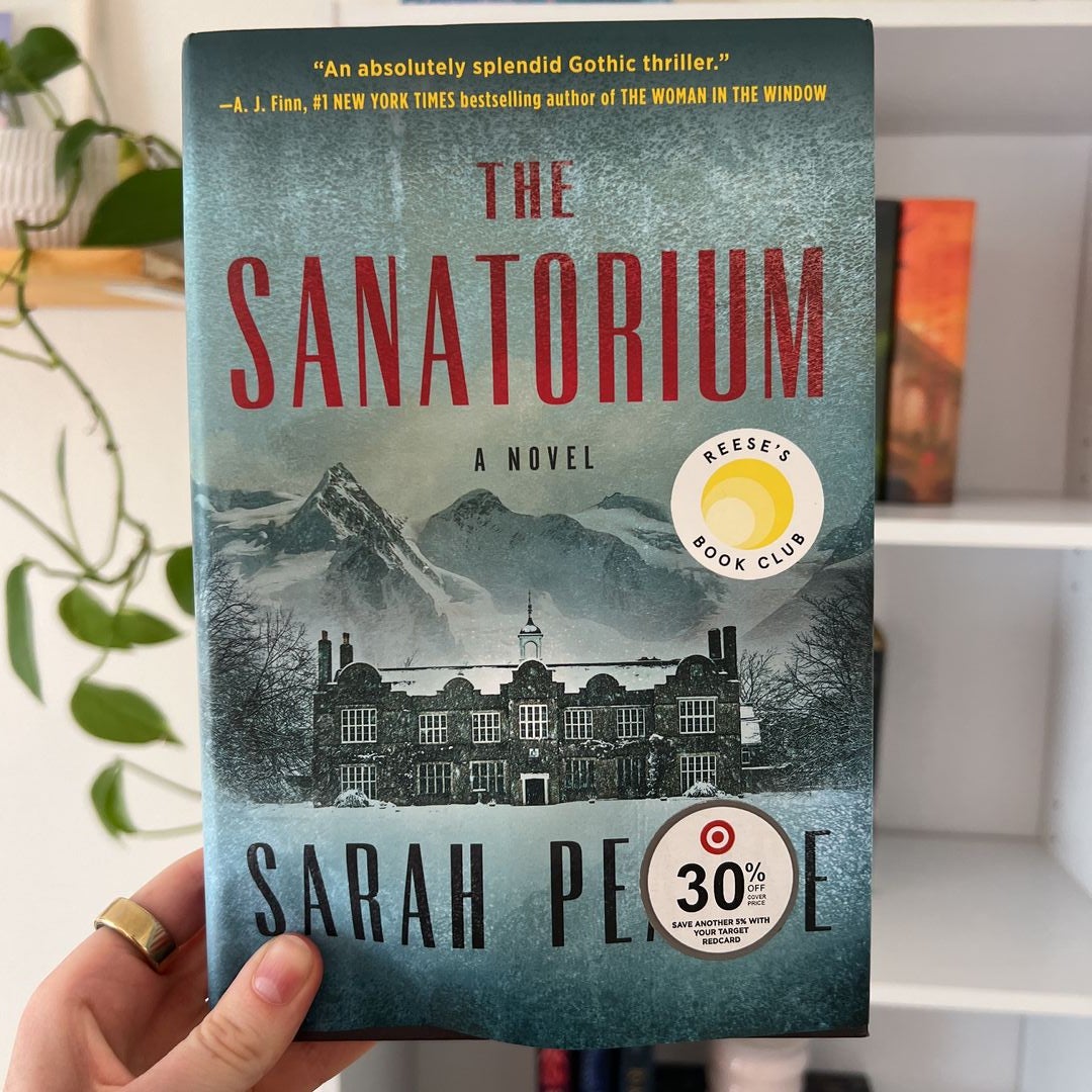 The Sanatorium by Sarah Pearse, Hardcover | Pangobooks