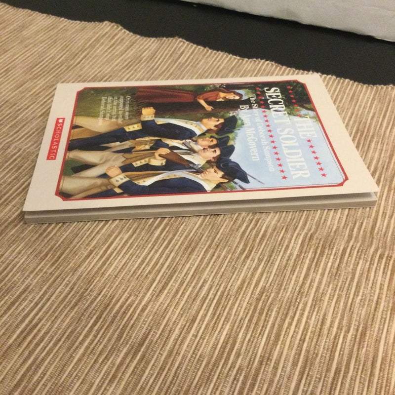 The Secret Soldier by Ann McGovern, Paperback | Pangobooks