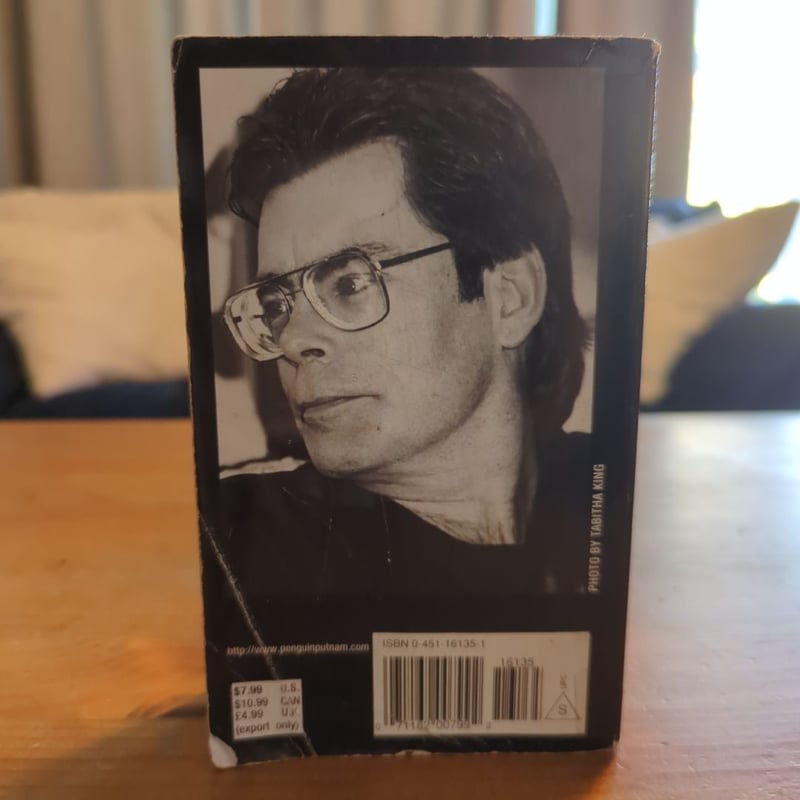 Cujo by Stephen King, Paperback | Pangobooks