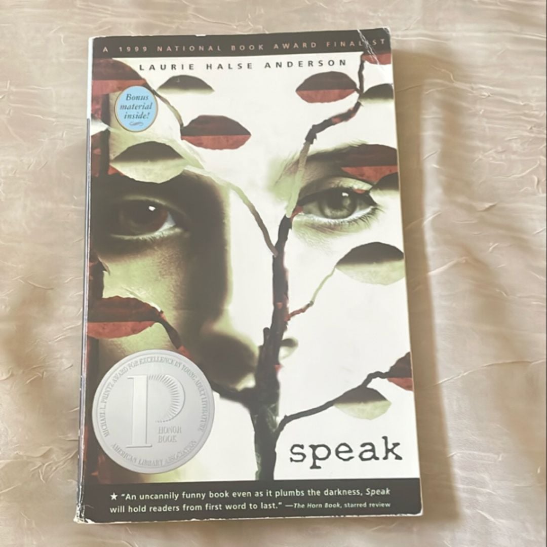 Speak by Laurie Halse Anderson, Paperback | Pangobooks