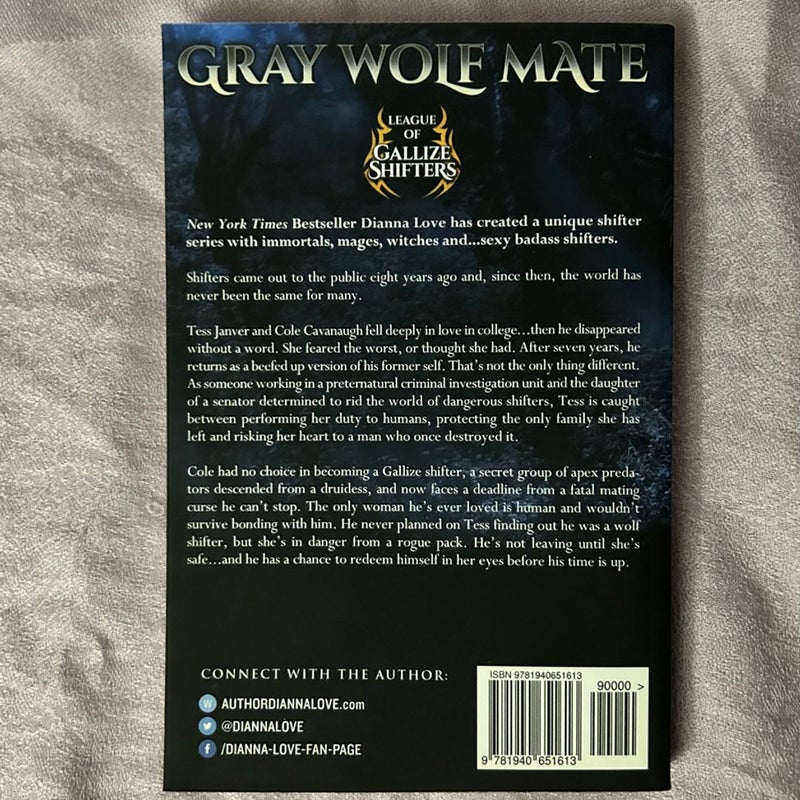 Gray Wolf Mate by Dianna Love, Paperback | Pangobooks