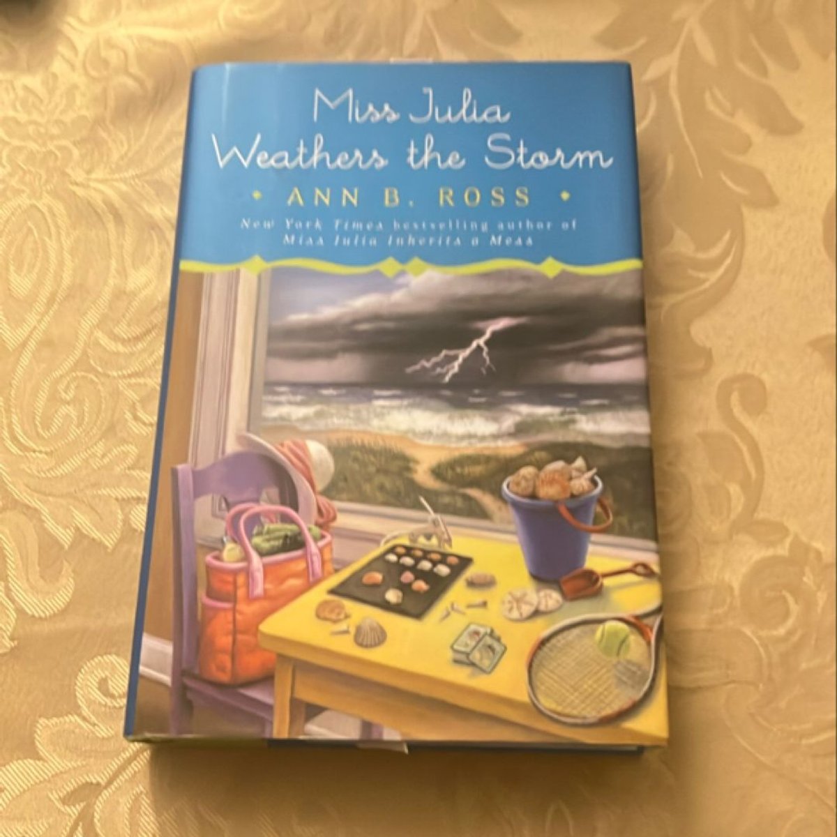 Miss Julia Weathers the Storm by Ann B. Ross