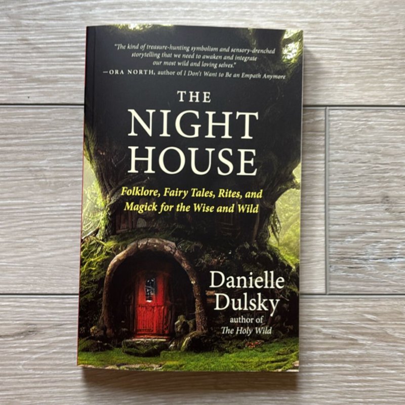 The Night House by Danielle Dulsky, Paperback | Pangobooks