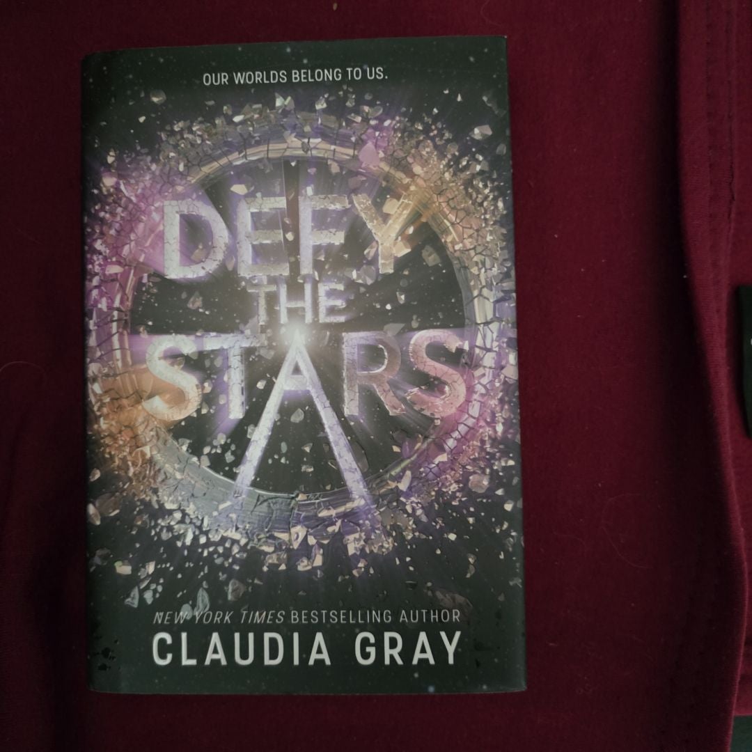 Defy the Stars by Claudia Gray, Hardcover | Pangobooks