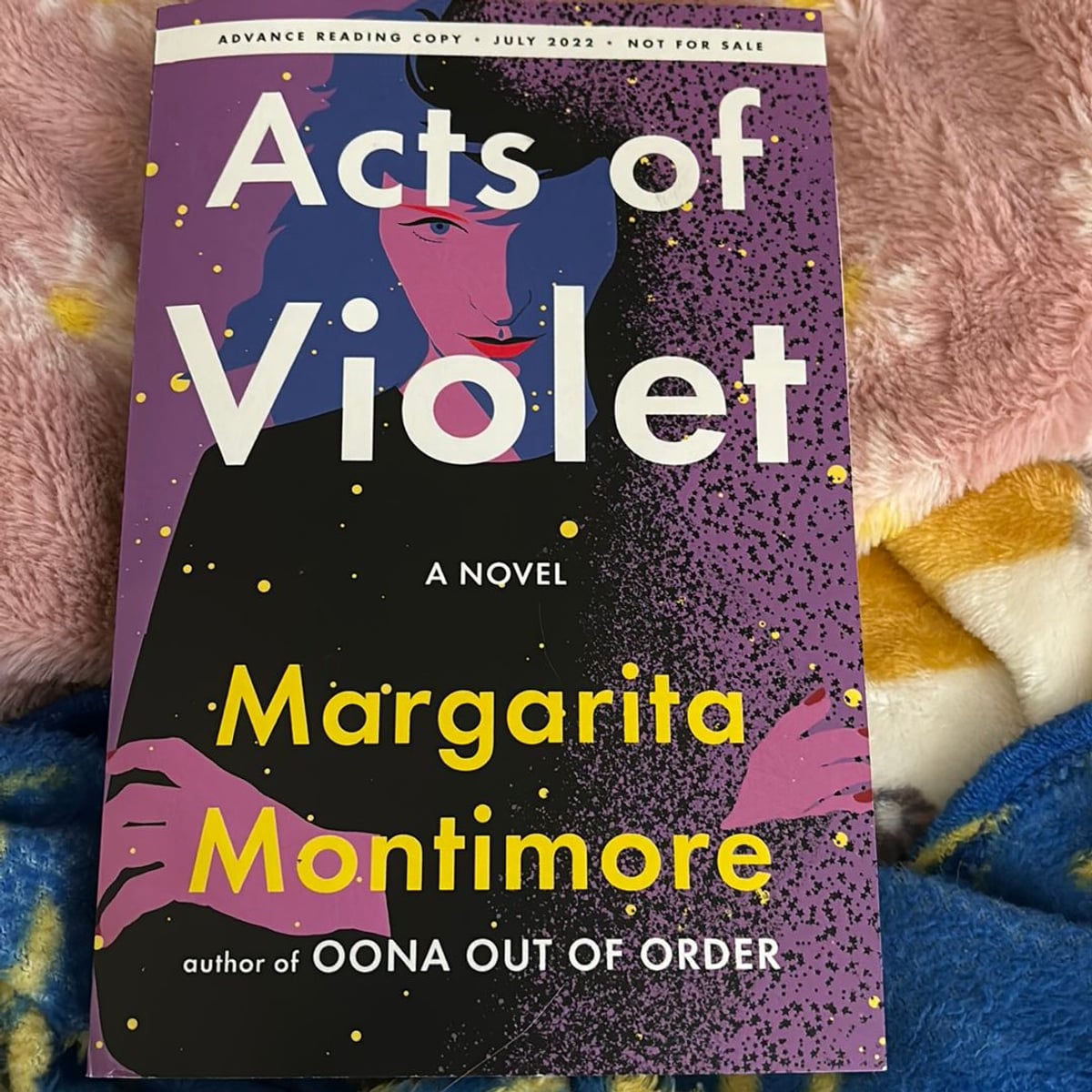 Acts of Violet by Margarita Montimore, Paperback | Pangobooks