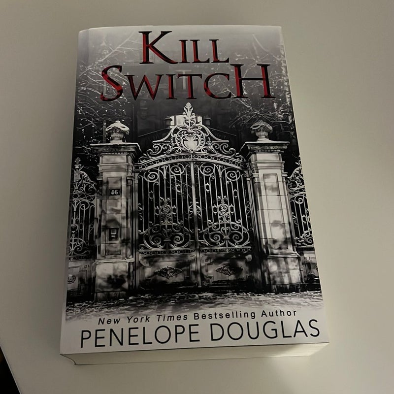 Kill Switch by Penelope Douglas, Paperback | Pangobooks