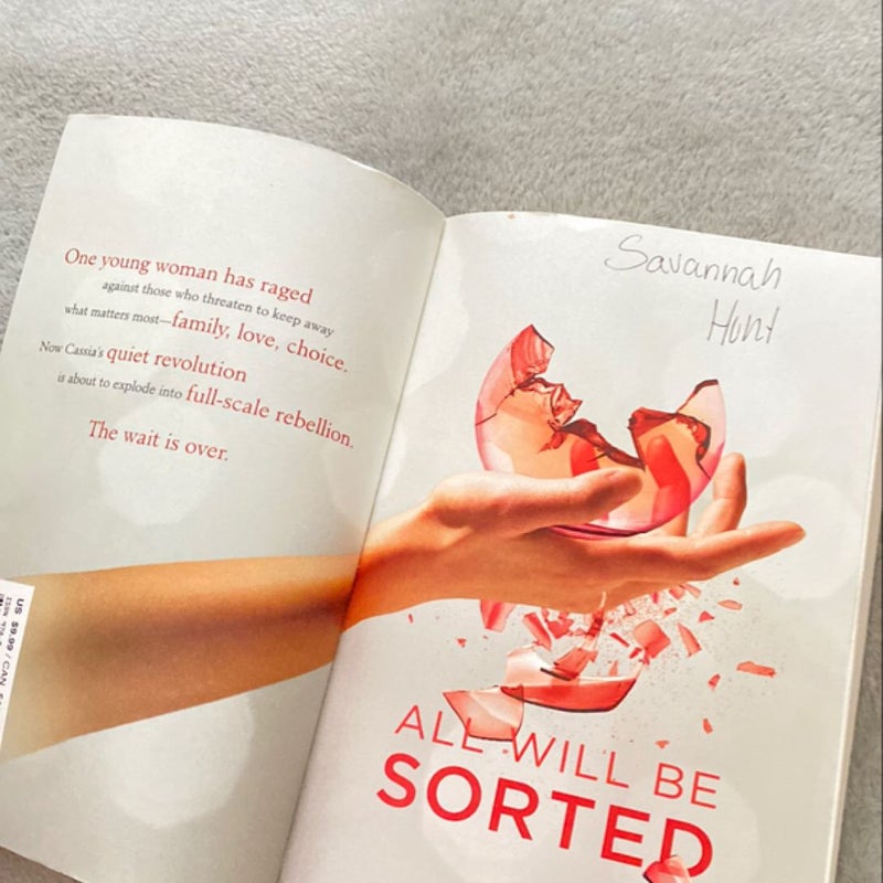 Reached by Ally Condie, Paperback | Pangobooks