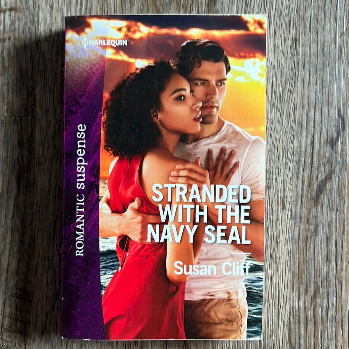 Stranded with the Navy SEAL by Susan Cliff, Paperback | Pangobooks