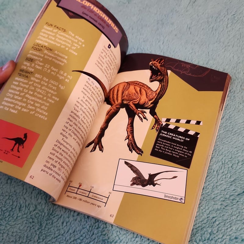 Jurassic World Dinosaur Field Guide (Jurassic World) by Thomas R. Holtz, Paperback | Pangobooks