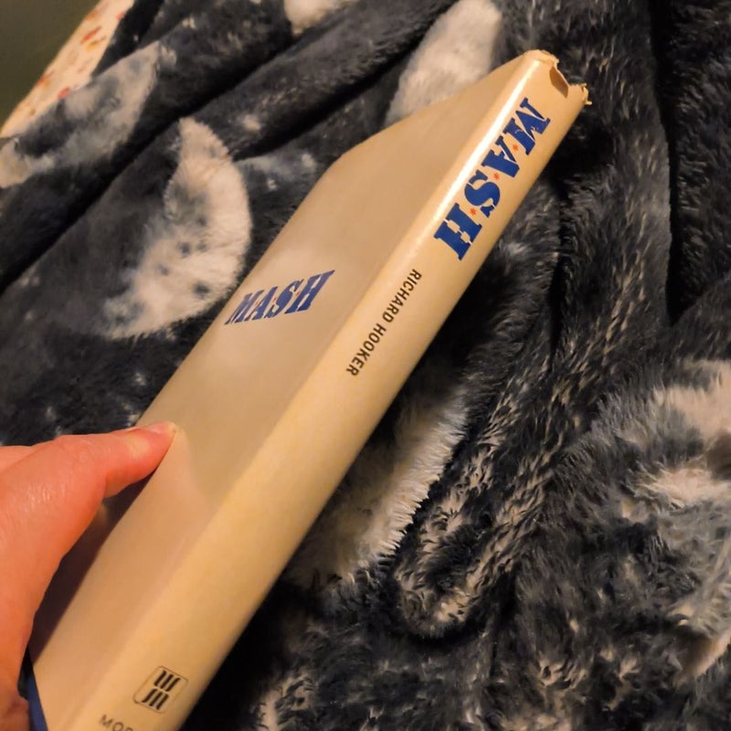 MASH by Richard Hooker, Hardcover | Pangobooks