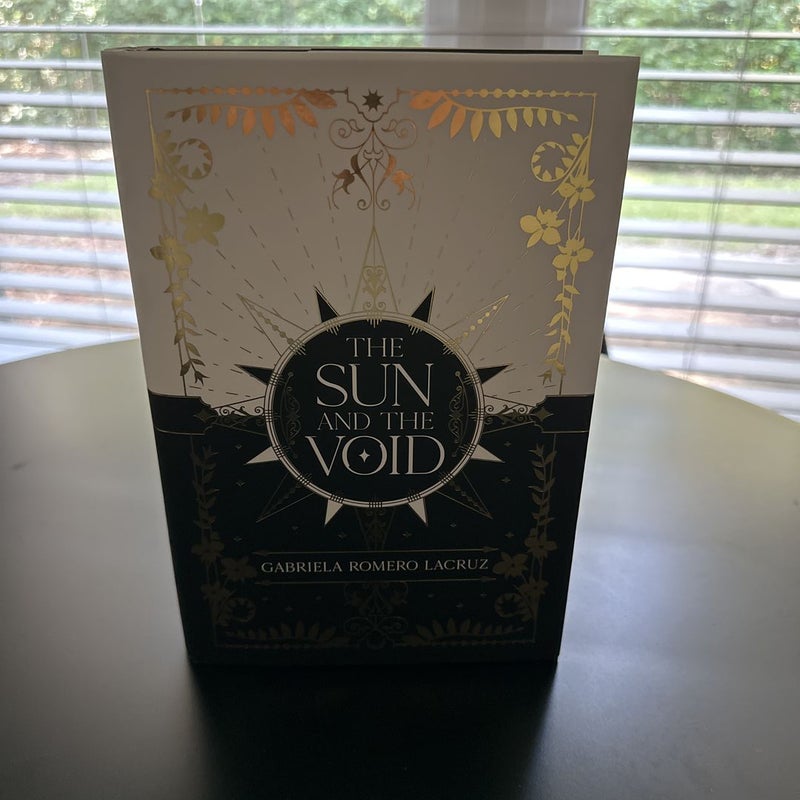 The Sun and the Void: Illumicrate Edition by Gabriela Romero Lacruz, Hardcover | Pangobooks