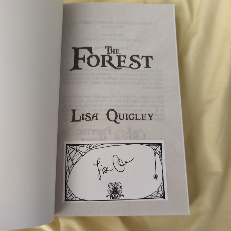 The Forest by Lisa Quigley, Paperback | Pangobooks