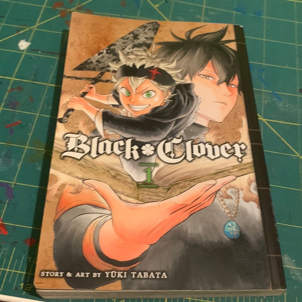 Black Clover, Vol. 1 by Yuki Tabata