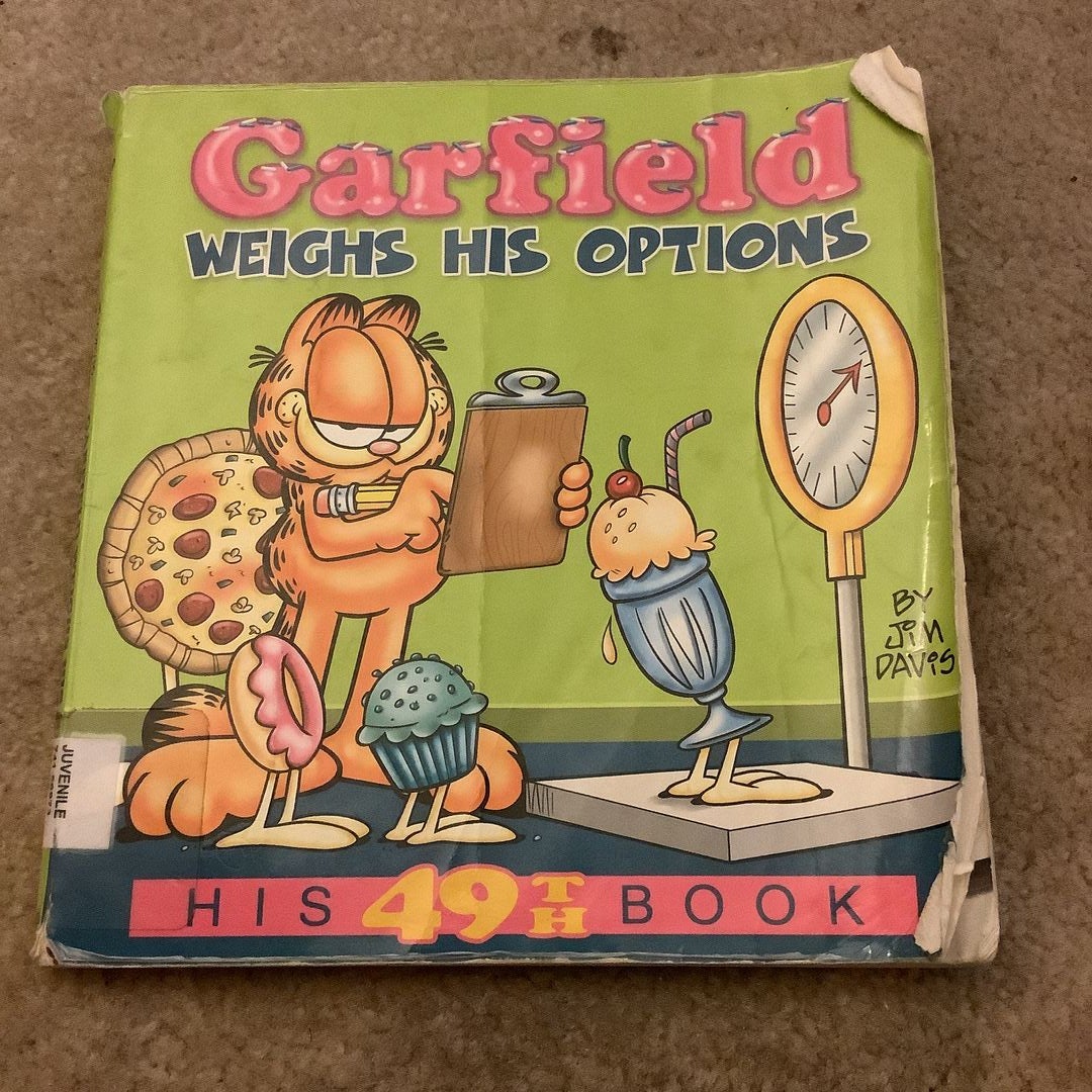 Garfield Weighs His Options by Jim Davis, Paperback | Pangobooks
