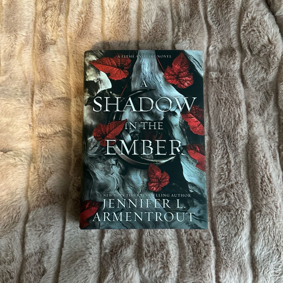 A Shadow in the Ember by Jennifer L. Armentrout