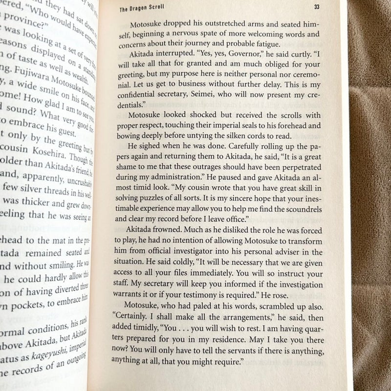 The Dragon Scroll by I. J. Parker, Paperback | Pangobooks