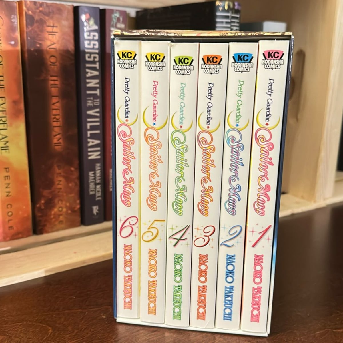 Sailor Moon Box Set (Vol. 1-6) by Naoko Takeuchi