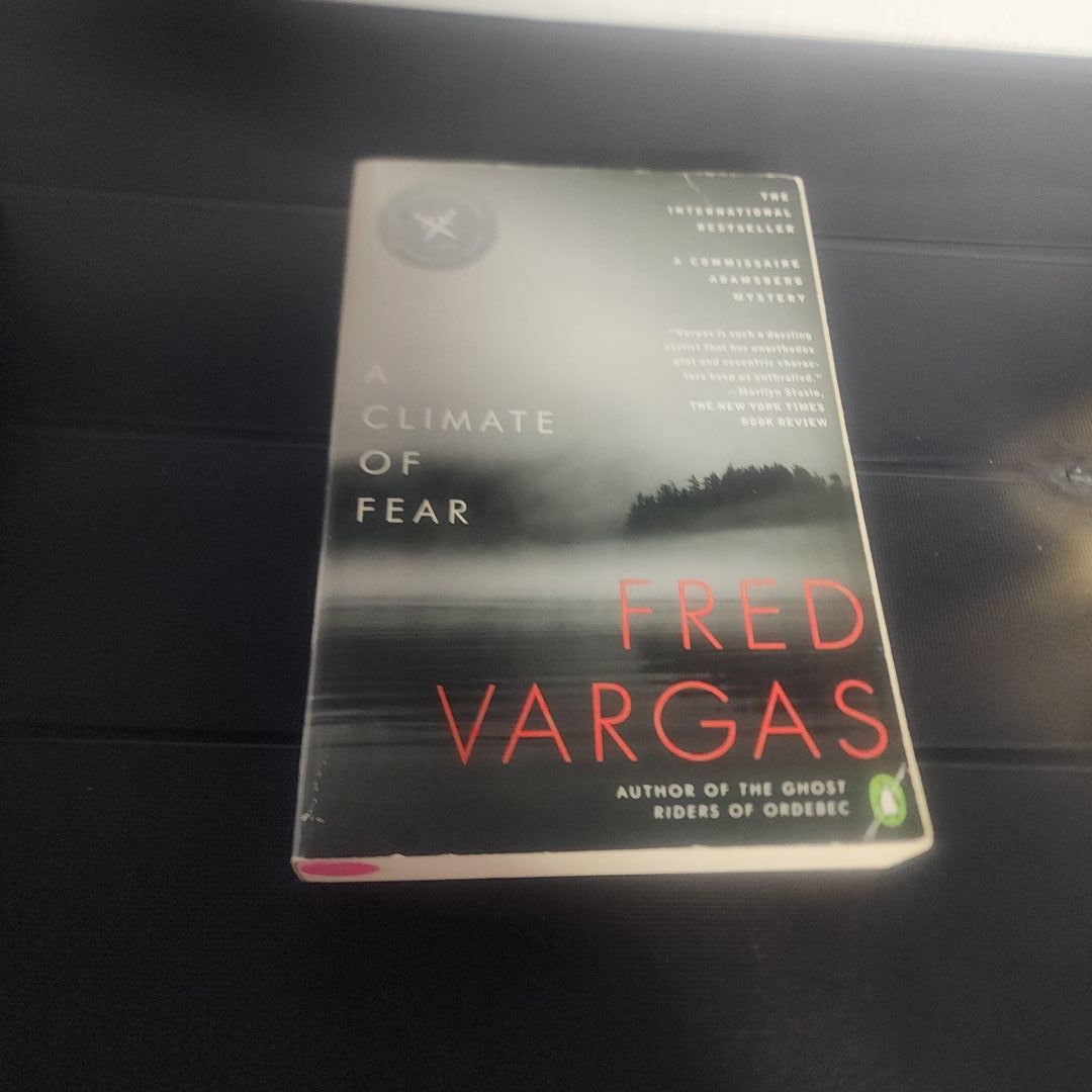 A Climate of Fear by Fred Vargas; Sian Reynolds (Translator)