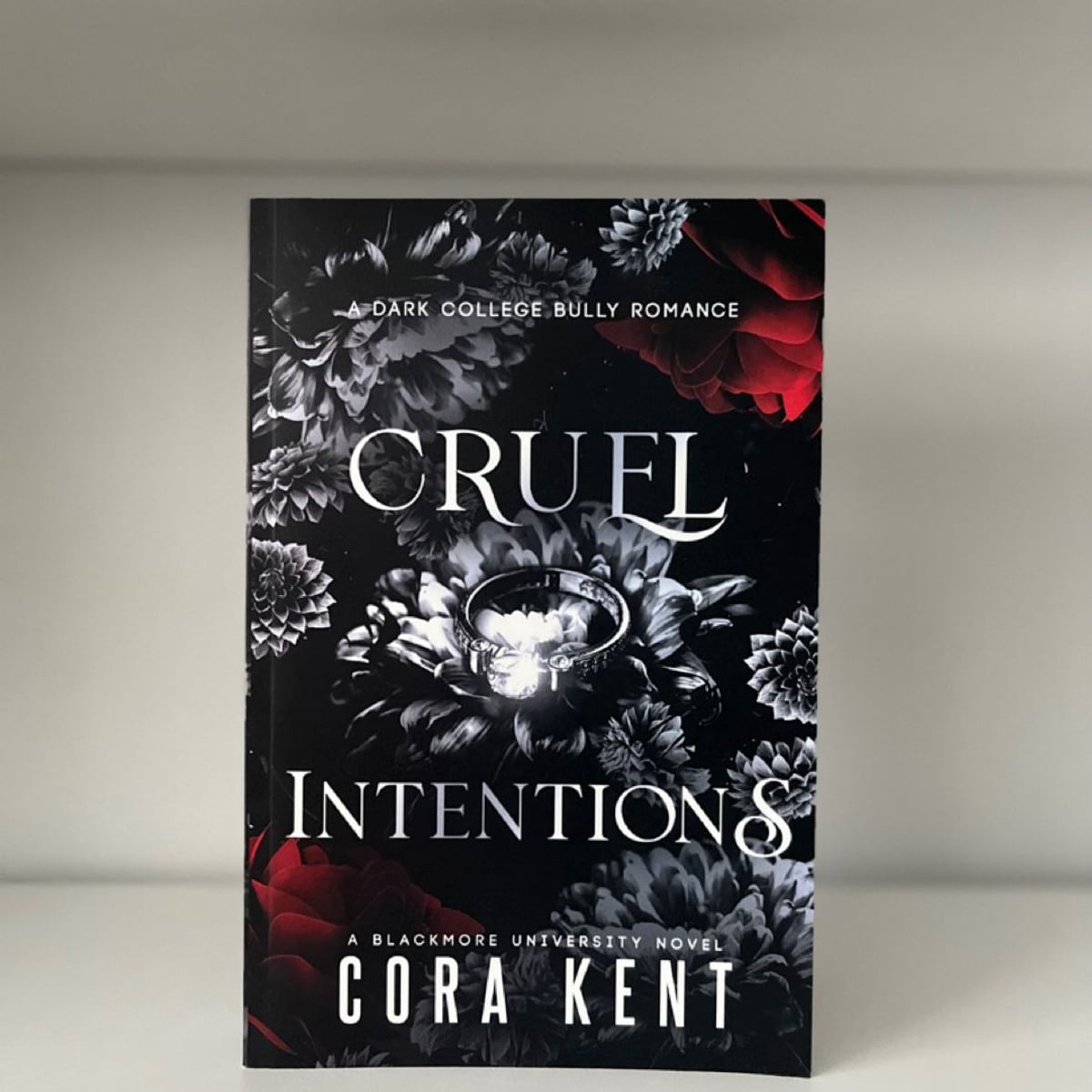 Cruel Intentions by Cora Kent, Paperback | Pangobooks
