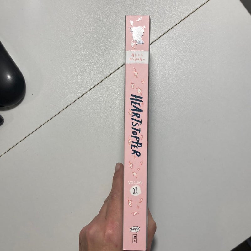 Heartstopper Volume 1 by Alice Oseman, Paperback | Pangobooks