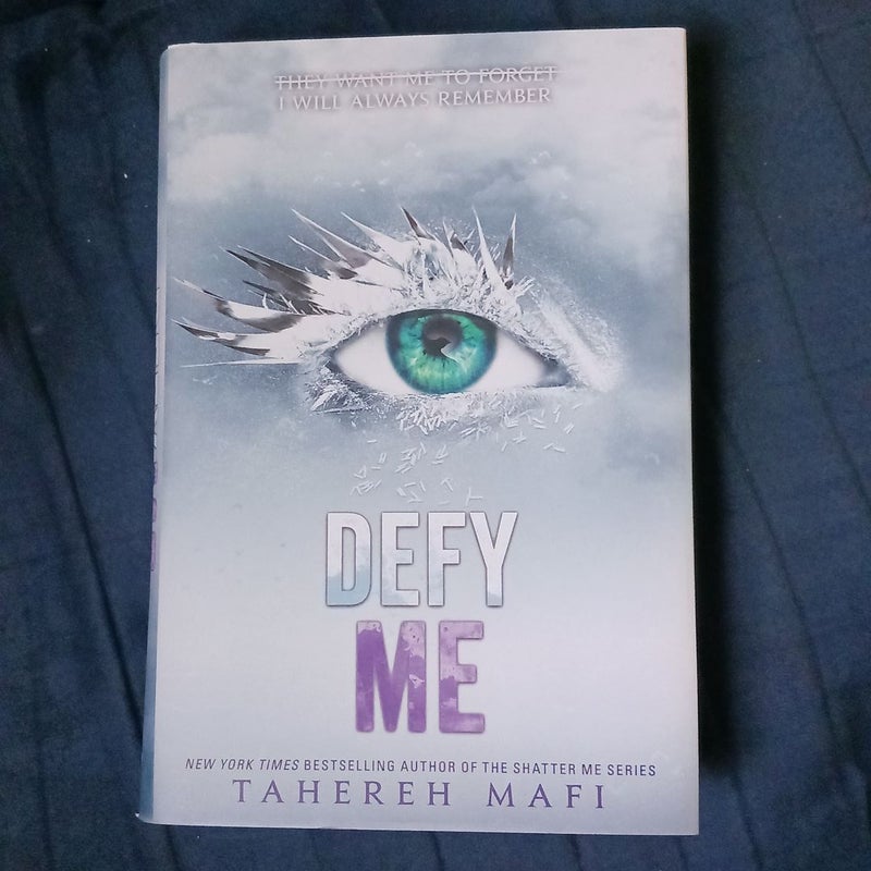 Defy Me by Tahereh Mafi , Hardcover | Pangobooks