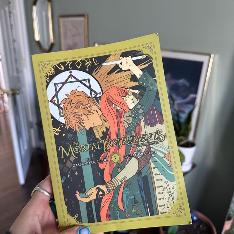 The Mortal Instruments: the Graphic Novel, Vol. 2 by Cassandra Clare ...