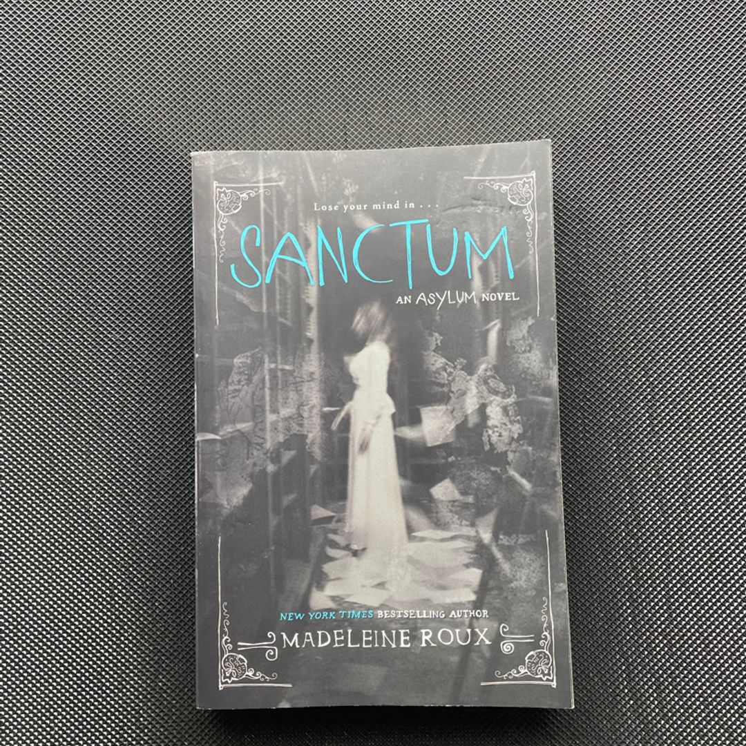 Sanctum by Madeleine Roux, Paperback | Pangobooks