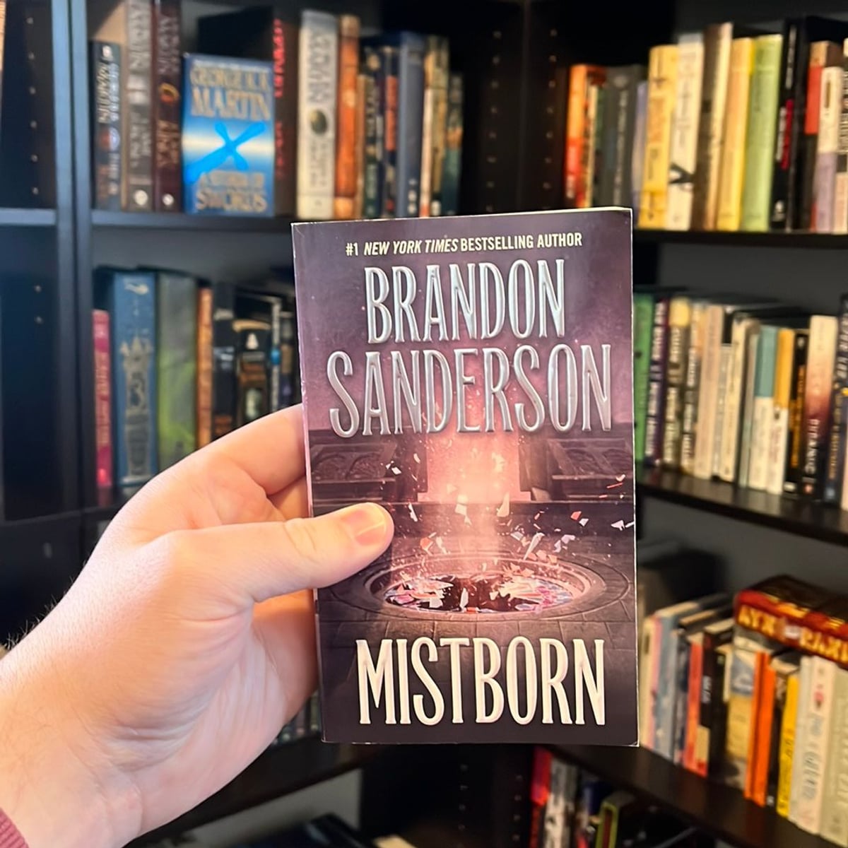 Mistborn by Brandon Sanderson, Paperback | Pangobooks