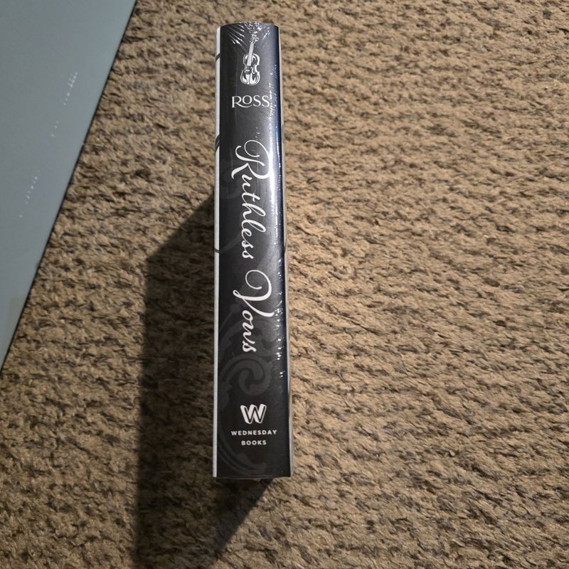 Ruthless Vows ***SIGNED*** by Rebecca Ross, Hardcover | Pangobooks