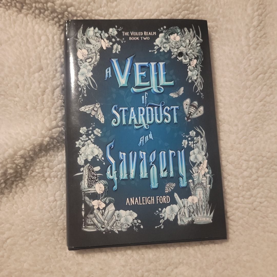 A Veil of Stardust and Savagery by Analeigh Ford, Hardcover | Pangobooks