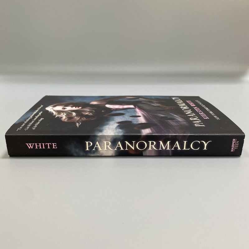 Paranormalcy by Kiersten White, Paperback | Pangobooks