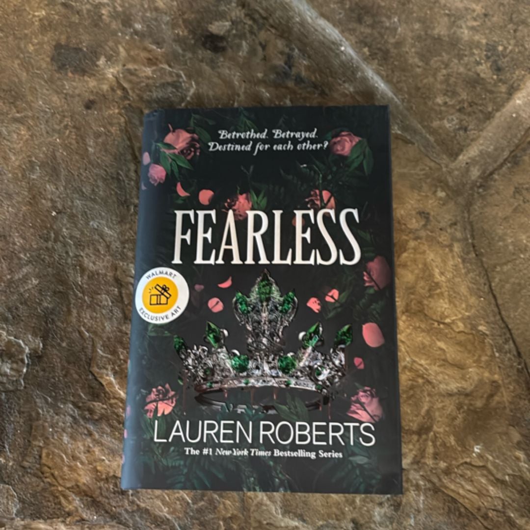 Fearless by Lauren Roberts, Hardcover | Pangobooks