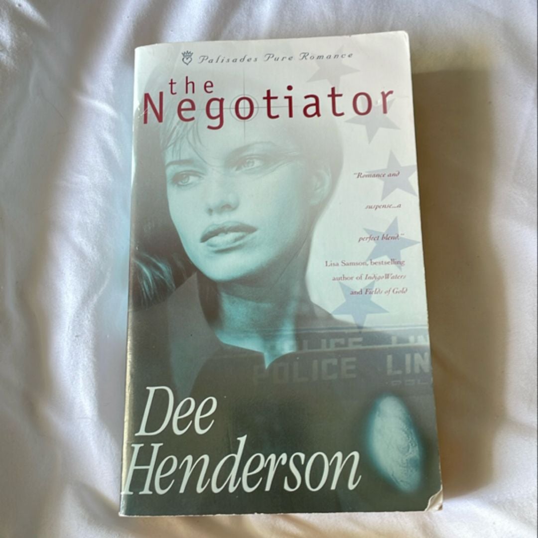The Negotiator by Dee Henderson, Paperback | Pangobooks
