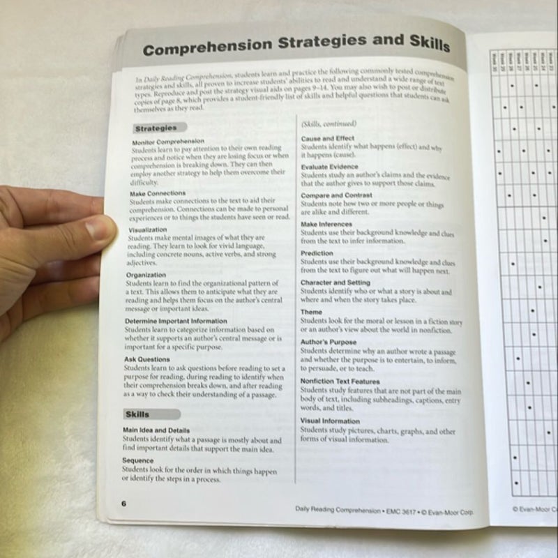 Daily Reading Comprehension, Grade 7 by Evan-Moor Educational Publishers