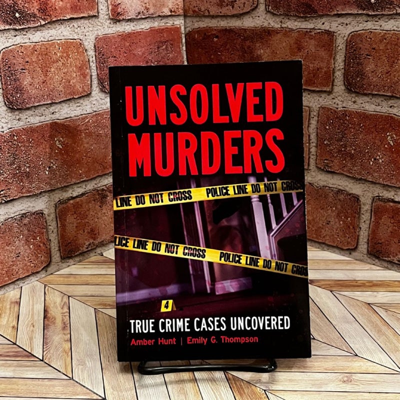 Unsolved Murders by Amber Hunt & Emily G. Thompson, Paperback | Pangobooks