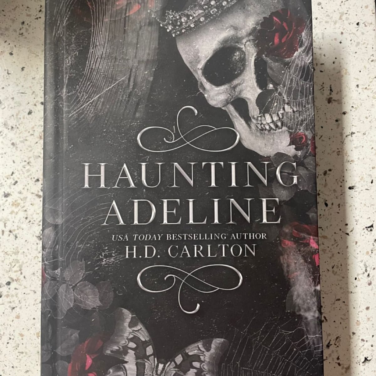 Haunting Adeline by H.D. Carlton , Hardcover | Pangobooks