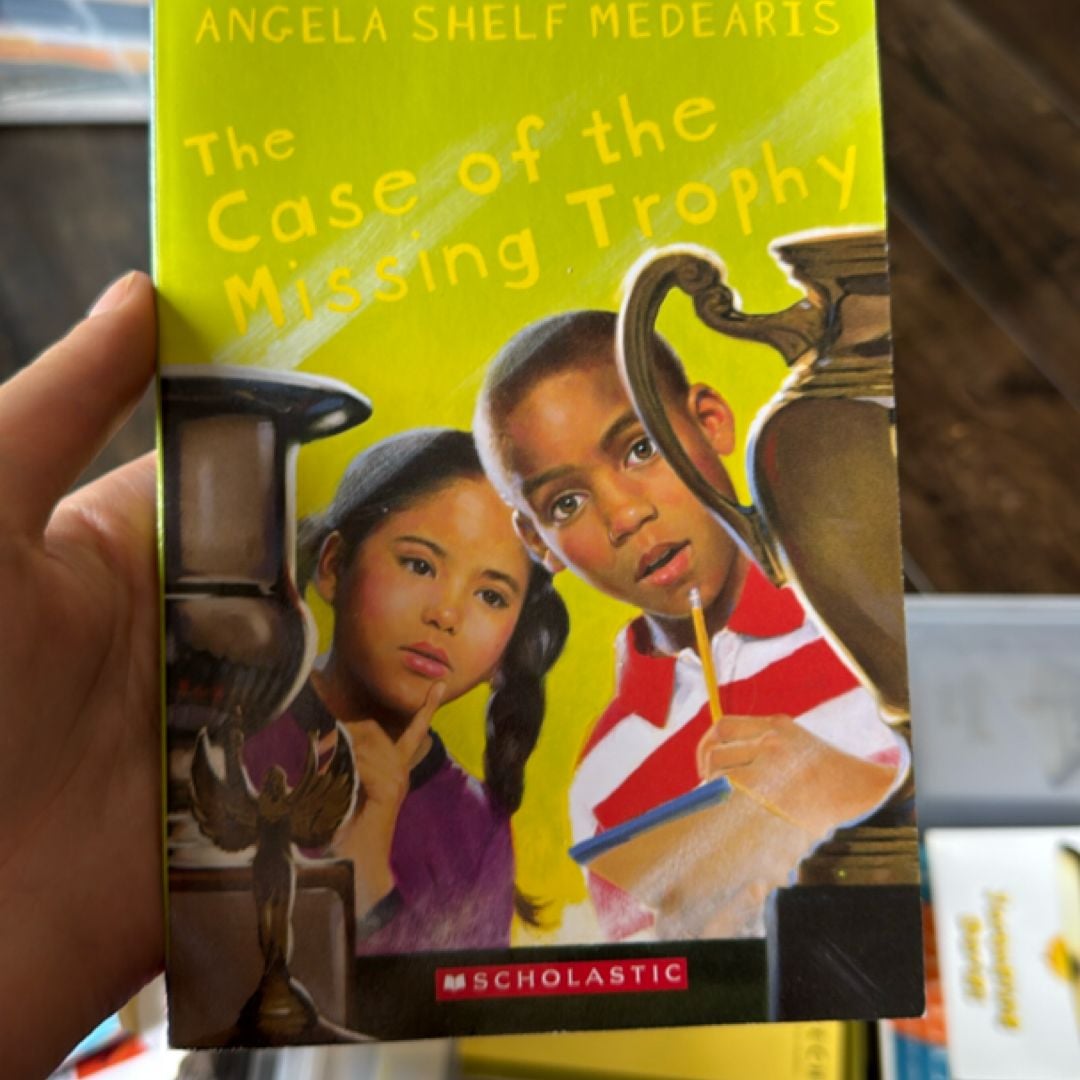 The case of the missing trophy by Angela Shelf Medearis, Paperback ...