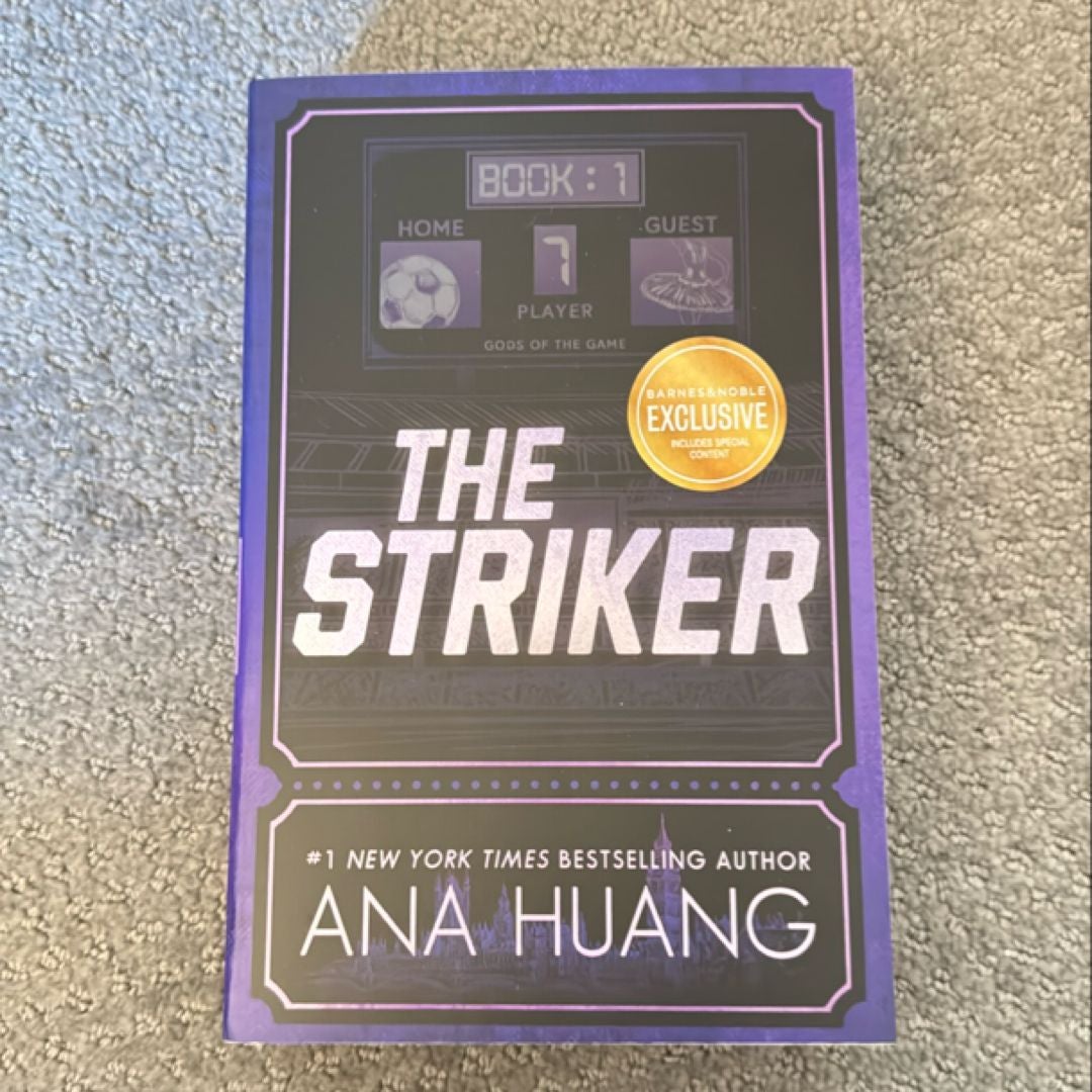 The Striker by Ana Huang, Paperback | Pangobooks