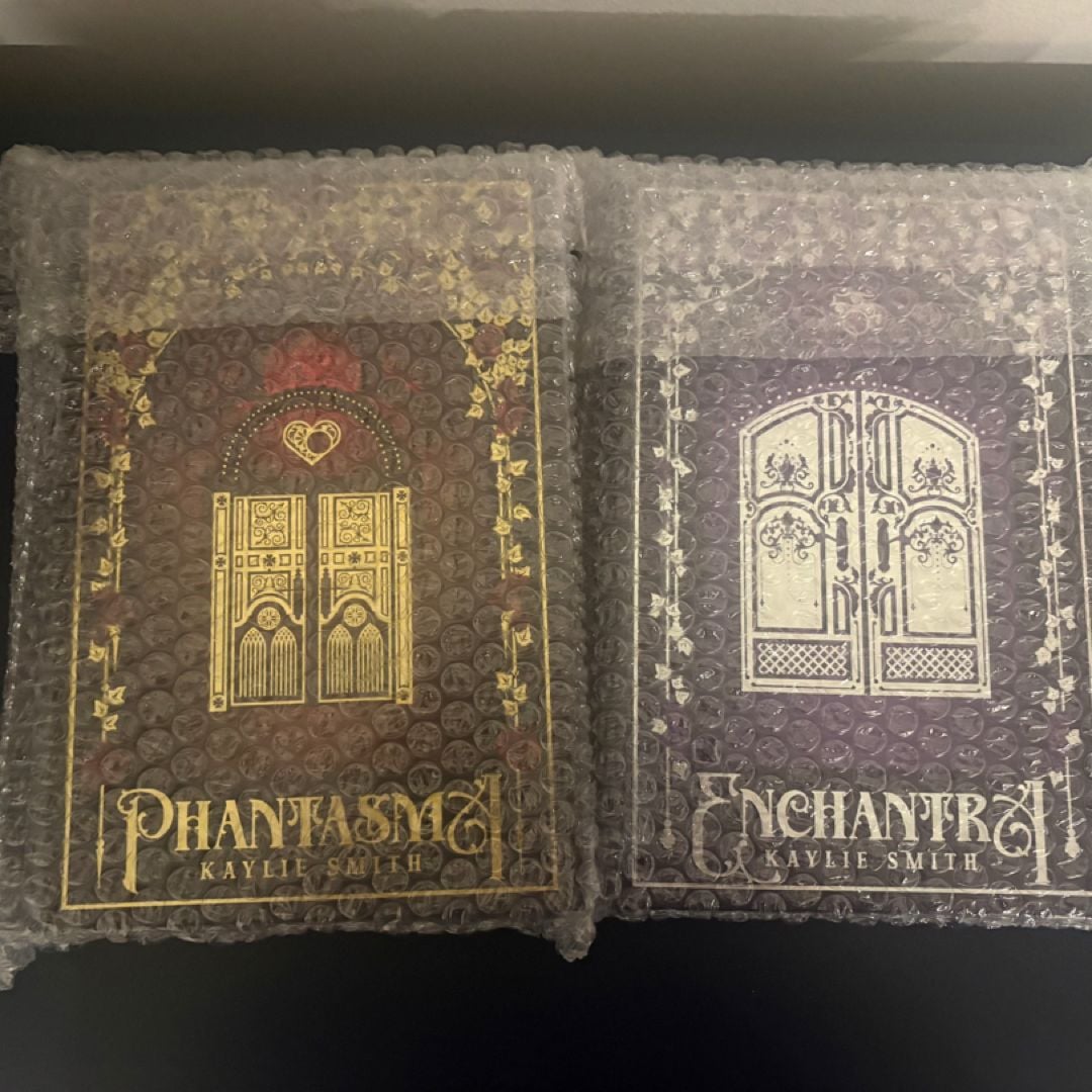 Phantasma & Enchantra by Kaylie Smith, Hardcover | Pangobooks