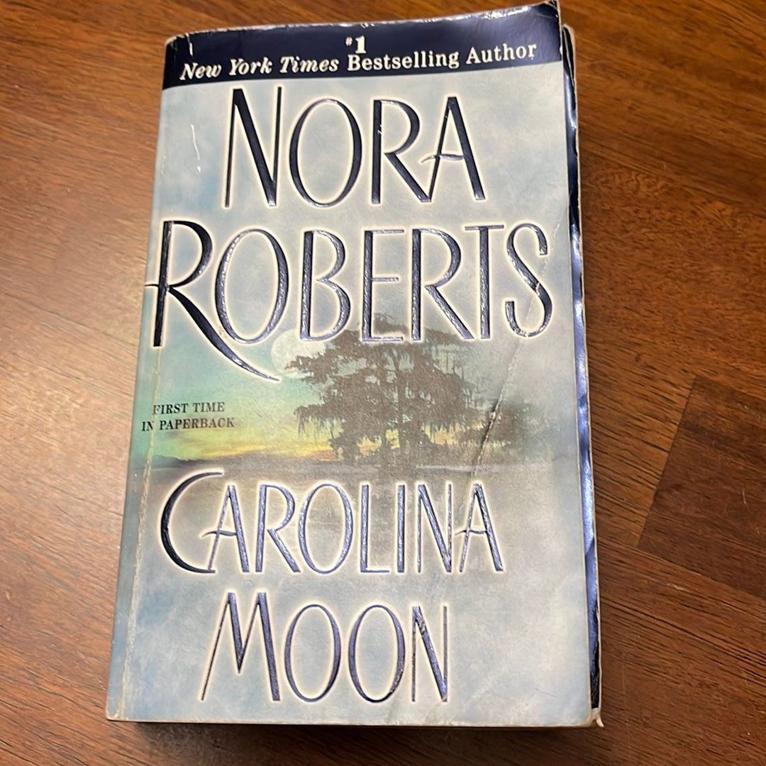 Carolina Moon by Nora Robert’s, Paperback | Pangobooks