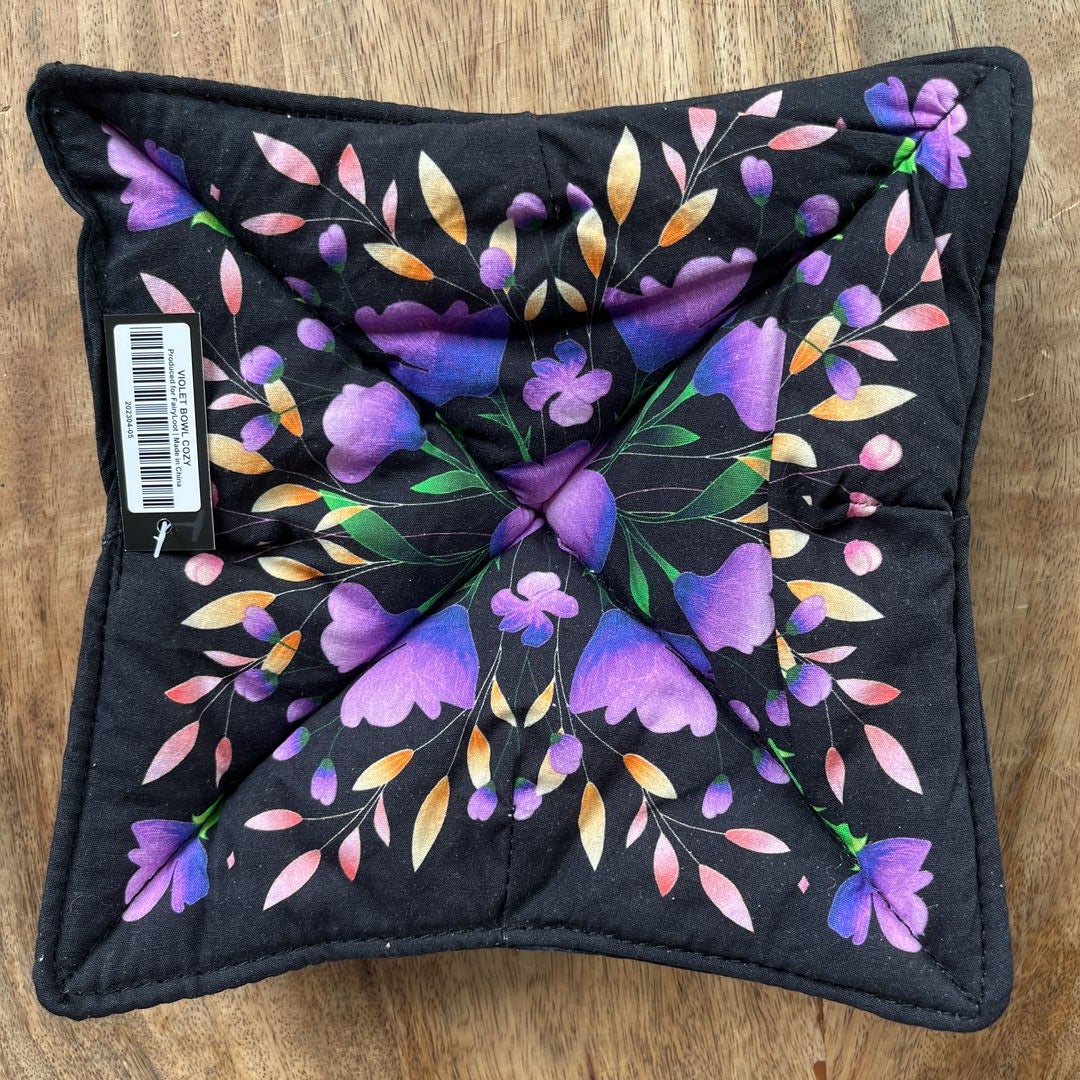 FariyLoot Exclusive Bowl Cozy, Violet made of thorns by Gina chen ...