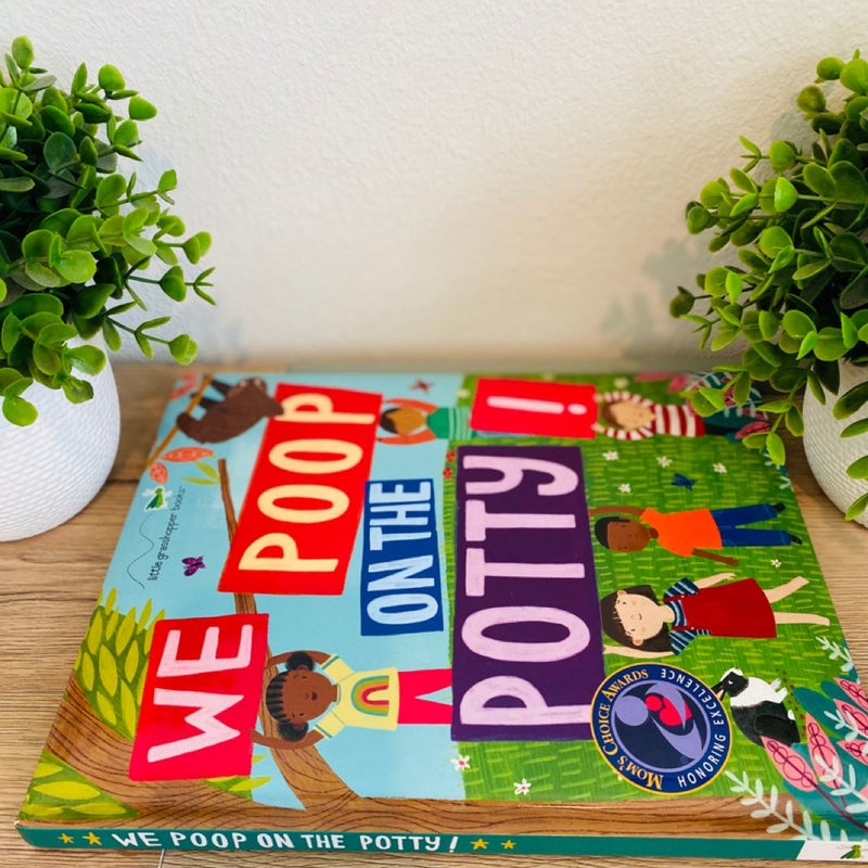 We Poop on the Potty by Publications International Ltd. Staff