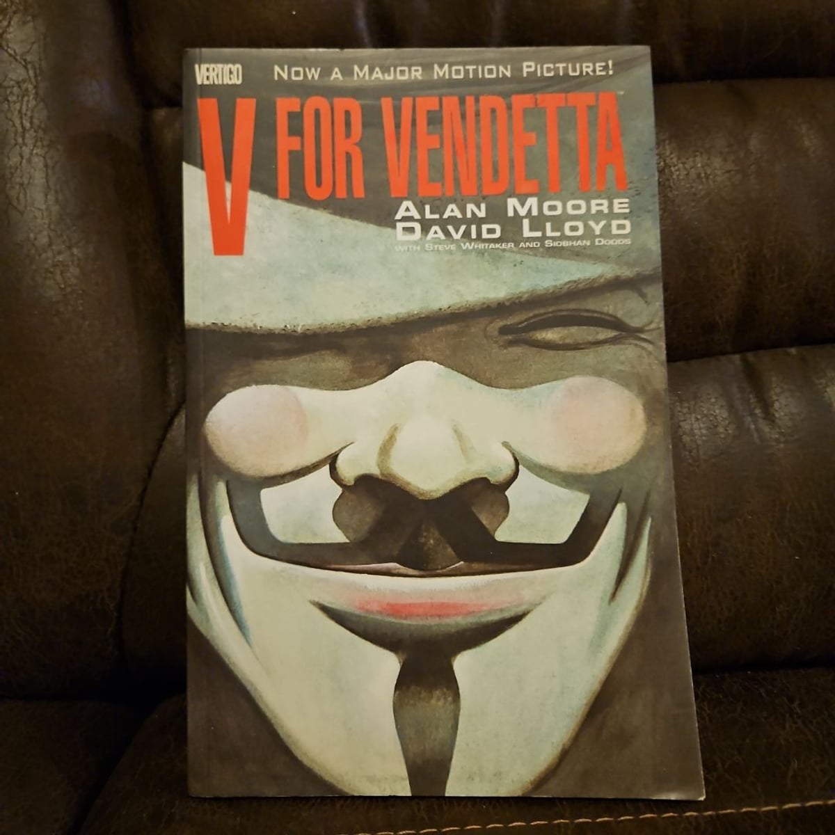 V for Vendetta: New Edition by Alan Moore; David Lloyd, Paperback ...