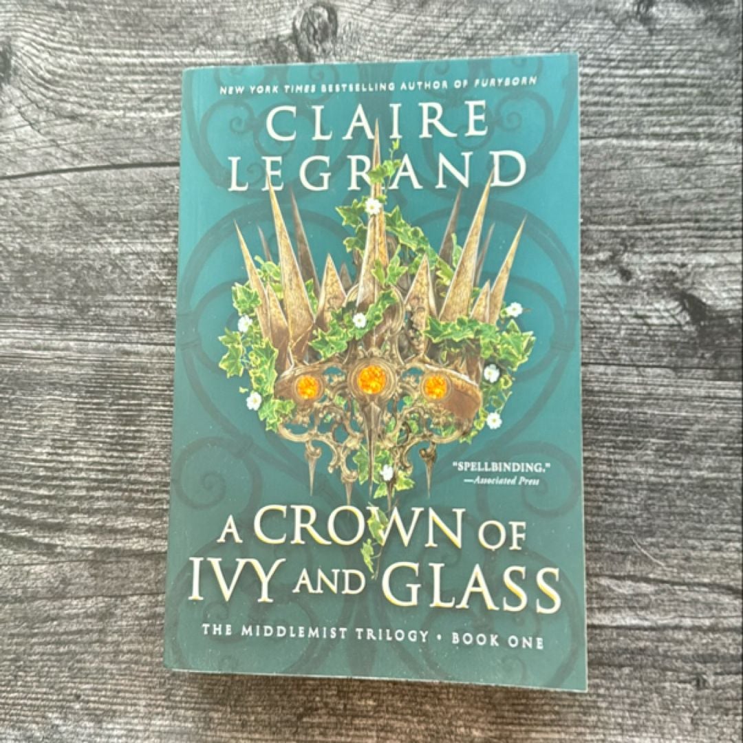 A Crown of Ivy and Glass by Claire Legrand, Paperback | Pangobooks