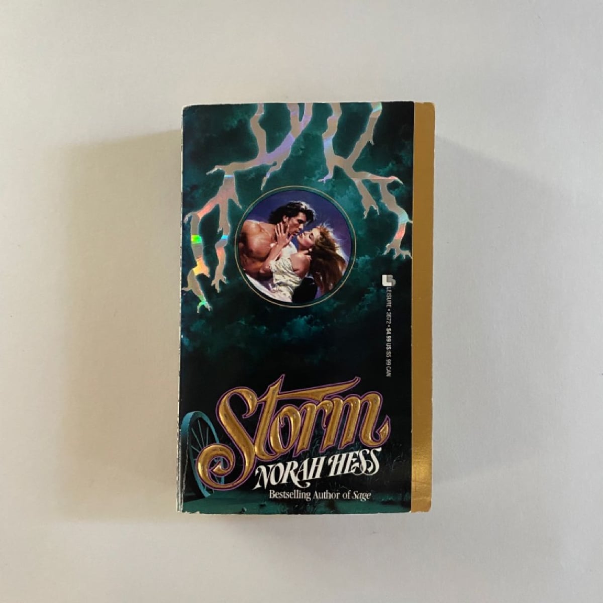 Storm - Stepback by Norah Hess, Paperback | Pangobooks