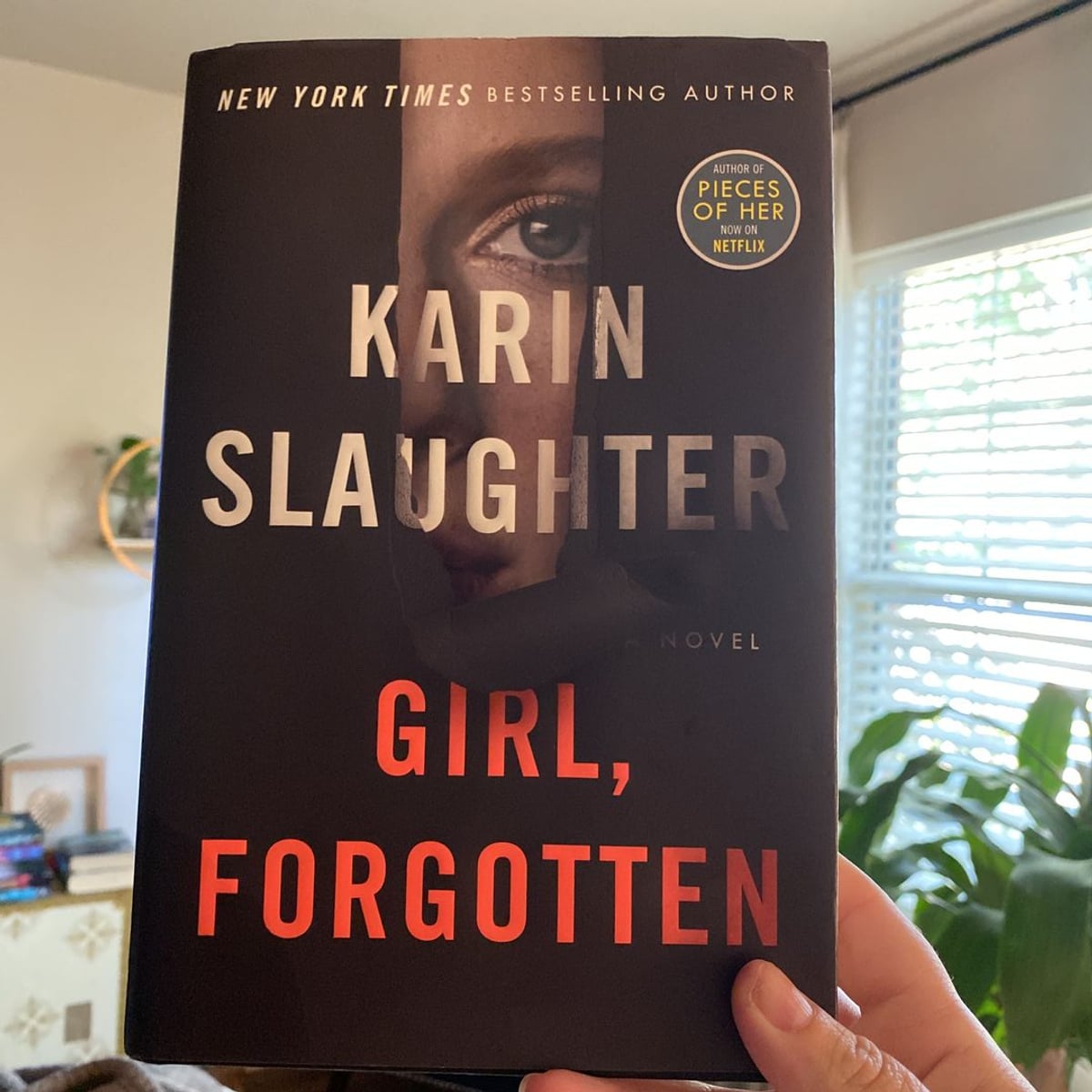 Girl, Forgotten by Karin Slaughter, Hardcover | Pangobooks